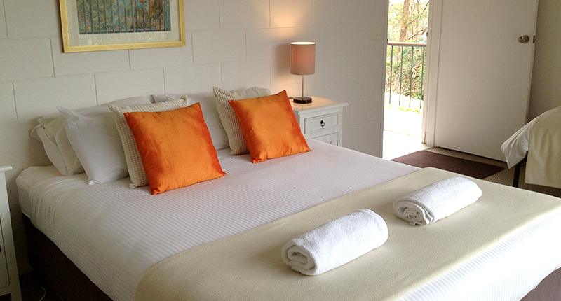 Home_Button_0007_ACCOMMODATION - Mapleton Falls Accommodation